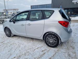 Grey Opel Meriva 2014 in Siauliai, with an engine capacity of 1.36 L and mileage of 176 thousand km for 4400 €, photo 7 on AUTOMOTO.COM.LV