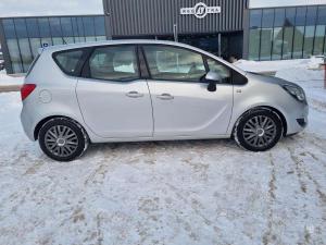Grey Opel Meriva 2014 in Siauliai, with an engine capacity of 1.36 L and mileage of 176 thousand km for 4400 €, photo 12 on AUTOMOTO.COM.LV