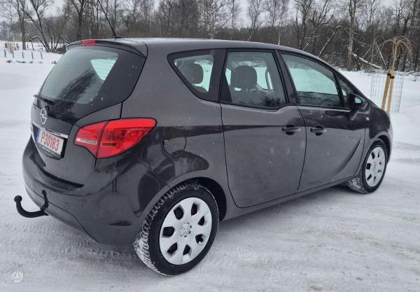 Pelēks Opel Meriva 2014 Utena, ar dzinēja tilpumu 1.40 L un nobraukumu 270 tūkst. km par 3250 €, foto 9 vietnē AUTOMOTO.COM.LV