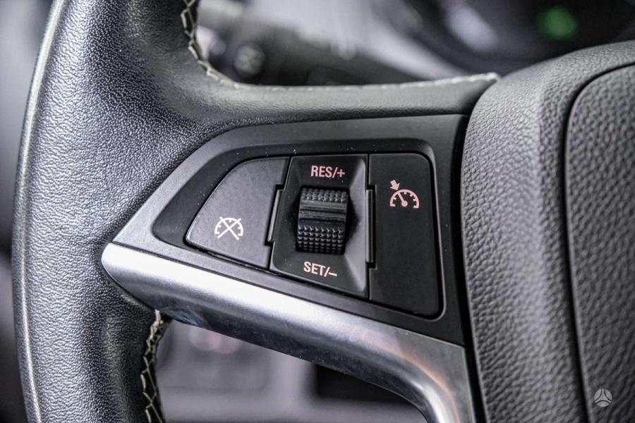 Grey Opel Meriva 2014 in Kaunas, with an engine capacity of 1.60 L and mileage of 288 thousand km for 4890 €, photo 13 on AUTOMOTO.COM.LV