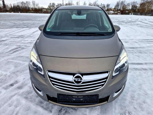 Grey Opel Meriva 2014 in Marijampole, with an engine capacity of 1.36 L and mileage of 200 thousand km for 5849 €, photo 3 on AUTOMOTO.COM.LV