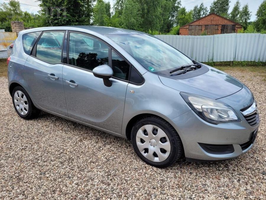 Grey Opel Meriva 2014 in Daugavpils, with an engine capacity of 1.60 L and mileage of 189 thousand km for 3990 €, photo 1 on AUTOMOTO.COM.LV