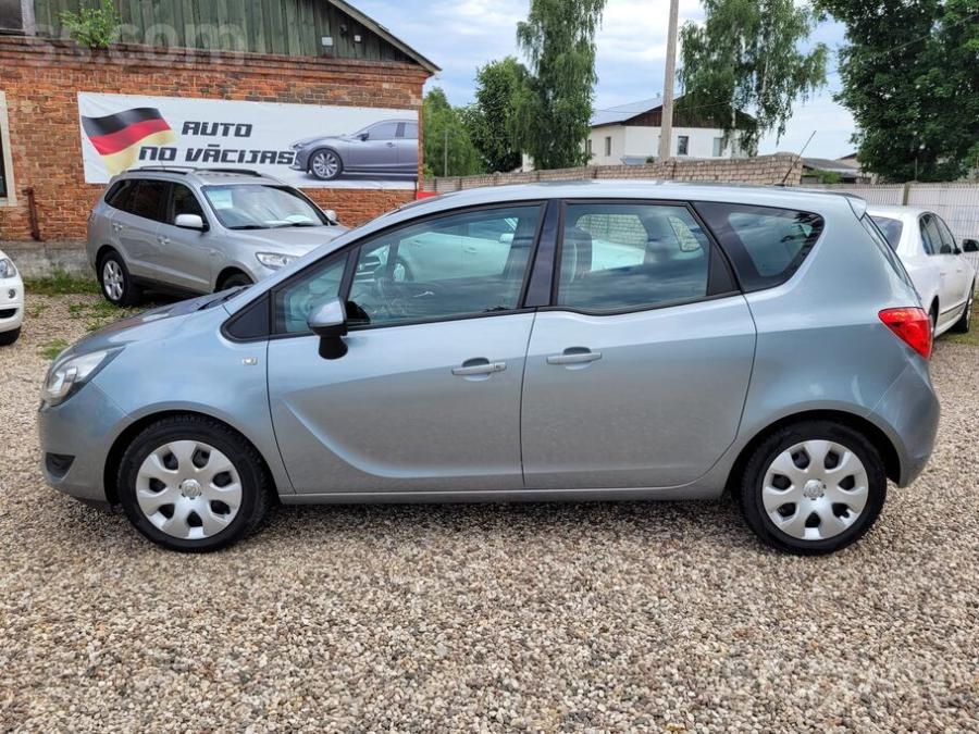 Grey Opel Meriva 2014 in Daugavpils, with an engine capacity of 1.60 L and mileage of 189 thousand km for 3990 €, photo 5 on AUTOMOTO.COM.LV