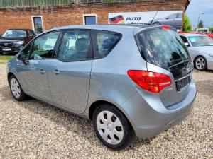 Grey Opel Meriva 2014 in Daugavpils, with an engine capacity of 1.60 L and mileage of 189 thousand km for 3990 €, photo 6 on AUTOMOTO.COM.LV