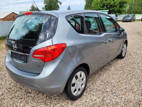 Grey Opel Meriva 2014 in Daugavpils, with an engine capacity of 1.60 L and mileage of 189 thousand km for 3990 €, photo 7 on AUTOMOTO.COM.LV