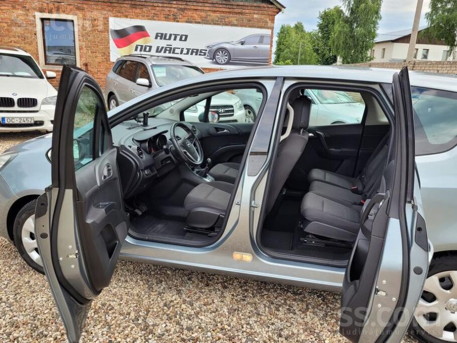 Grey Opel Meriva 2014 in Daugavpils, with an engine capacity of 1.60 L and mileage of 189 thousand km for 3990 €, photo 9 on AUTOMOTO.COM.LV