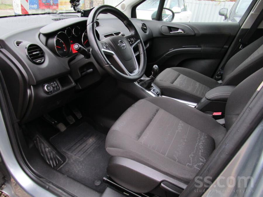 Grey Opel Meriva 2014 in Daugavpils, with an engine capacity of 1.60 L and mileage of 189 thousand km for 3990 €, photo 11 on AUTOMOTO.COM.LV