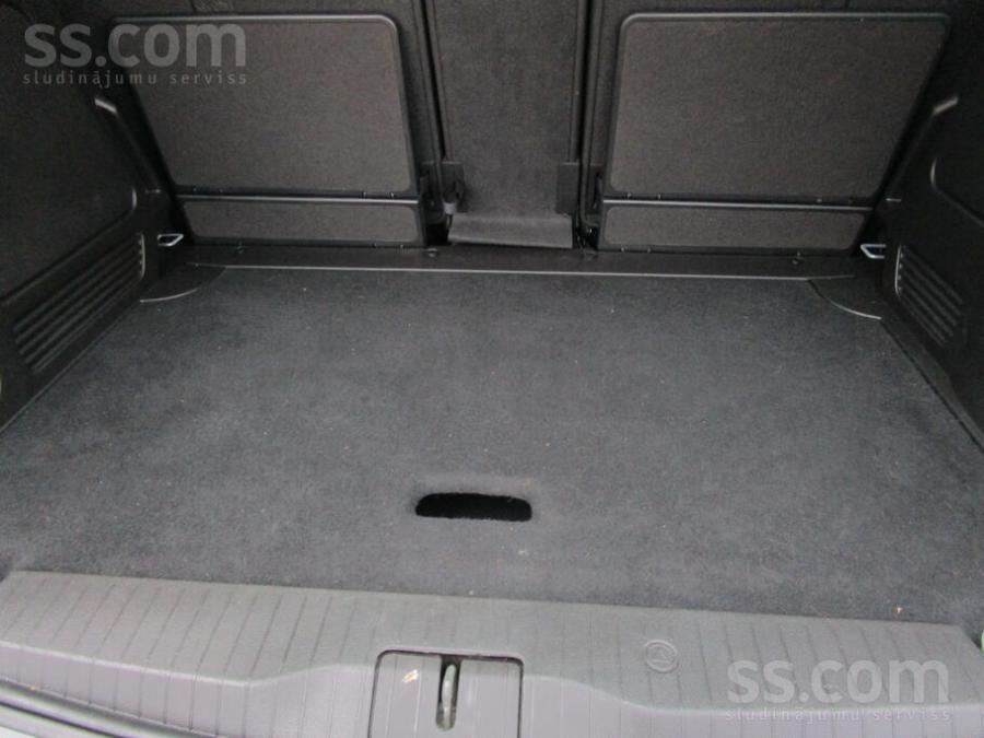 Grey Opel Meriva 2014 in Daugavpils, with an engine capacity of 1.60 L and mileage of 189 thousand km for 3990 €, photo 14 on AUTOMOTO.COM.LV