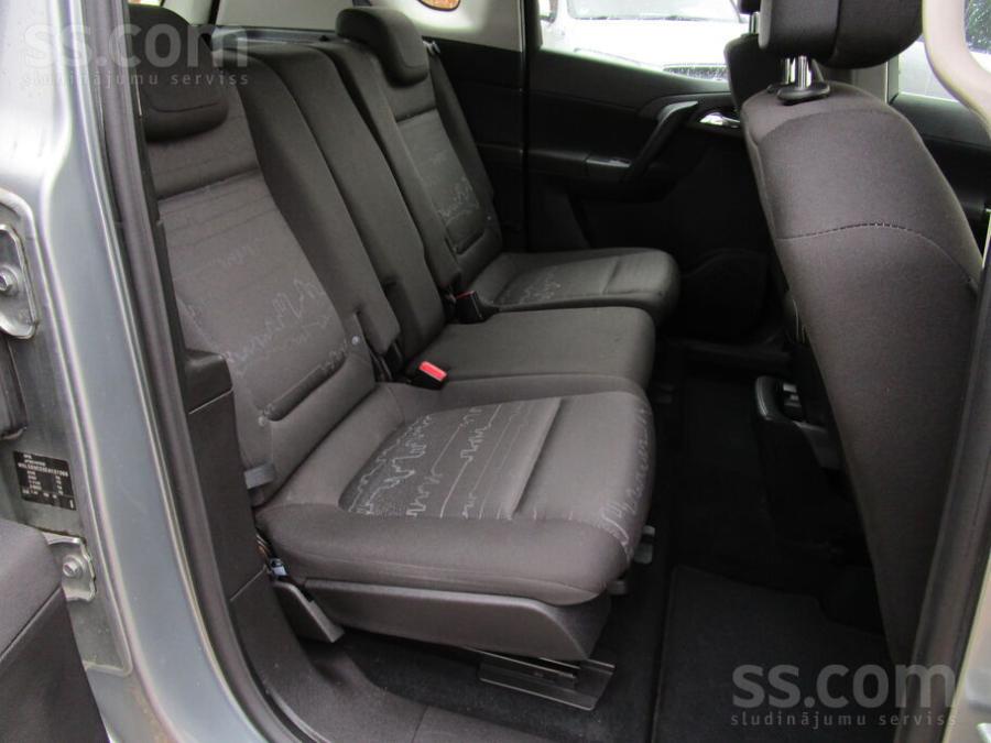 Grey Opel Meriva 2014 in Daugavpils, with an engine capacity of 1.60 L and mileage of 189 thousand km for 3990 €, photo 16 on AUTOMOTO.COM.LV