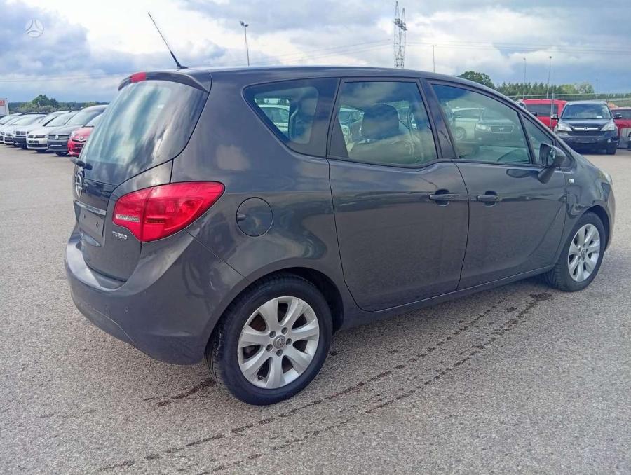 Grey Opel Meriva 2014 in Marijampole, with an engine capacity of 0.00 L and mileage of 120 thousand km for 4500 €, photo 5 on AUTOMOTO.COM.LV