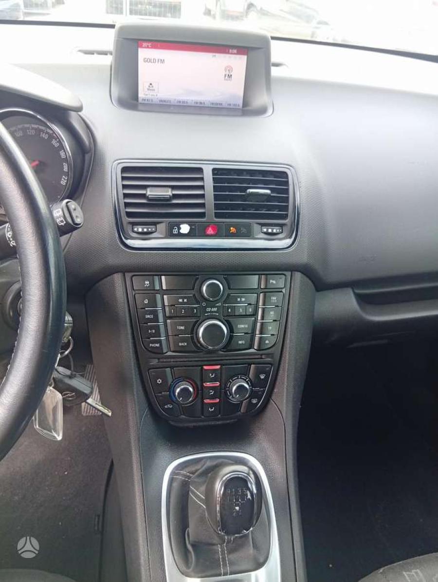 Grey Opel Meriva 2014 in Marijampole, with an engine capacity of 0.00 L and mileage of 120 thousand km for 4500 €, photo 8 on AUTOMOTO.COM.LV