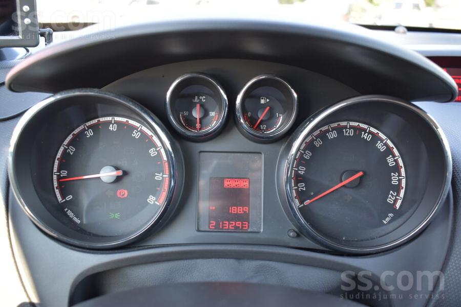 Grey Opel Meriva 2014 in Kuldiga, with an engine capacity of 1.40 L and mileage of 0 thousand km for 5250 €, photo 13 on AUTOMOTO.COM.LV