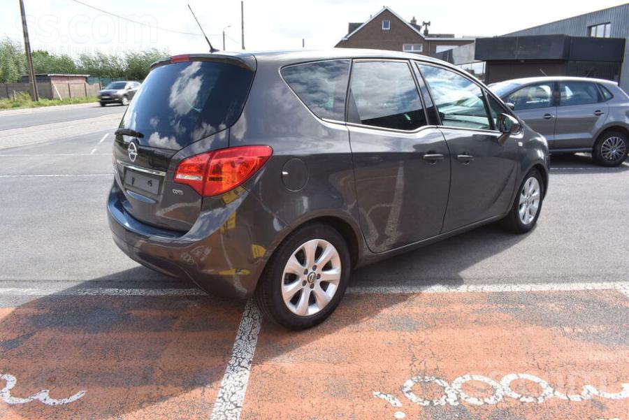 Pelēks Opel Meriva 2014 Jelgava, ar dzinēja tilpumu 1.60 L un nobraukumu 207 tūkst. km par 6200 €, foto 5 vietnē AUTOMOTO.COM.LV
