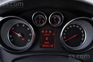 Pelēks Opel Meriva 2014 Jelgava, ar dzinēja tilpumu 1.60 L un nobraukumu 207 tūkst. km par 6200 €, foto 15 vietnē AUTOMOTO.COM.LV