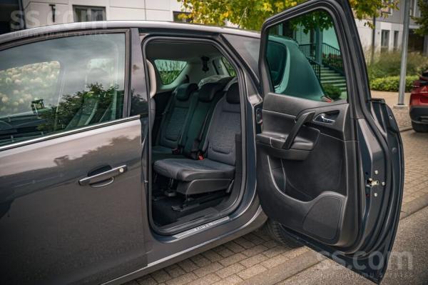 Pelēks Opel Meriva 2015 Rīga, ar dzinēja tilpumu 1.60 L un nobraukumu 0 tūkst. km par 4990 €, foto 9 vietnē AUTOMOTO.COM.LV