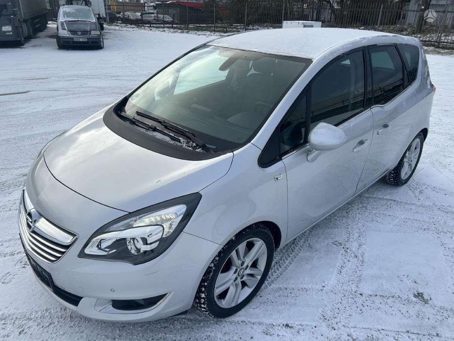 Grey Opel Meriva 2015 in Marijampole, with an engine capacity of 1.36 L and mileage of 167 thousand km for 4500 €, photo 9 on AUTOMOTO.COM.LV