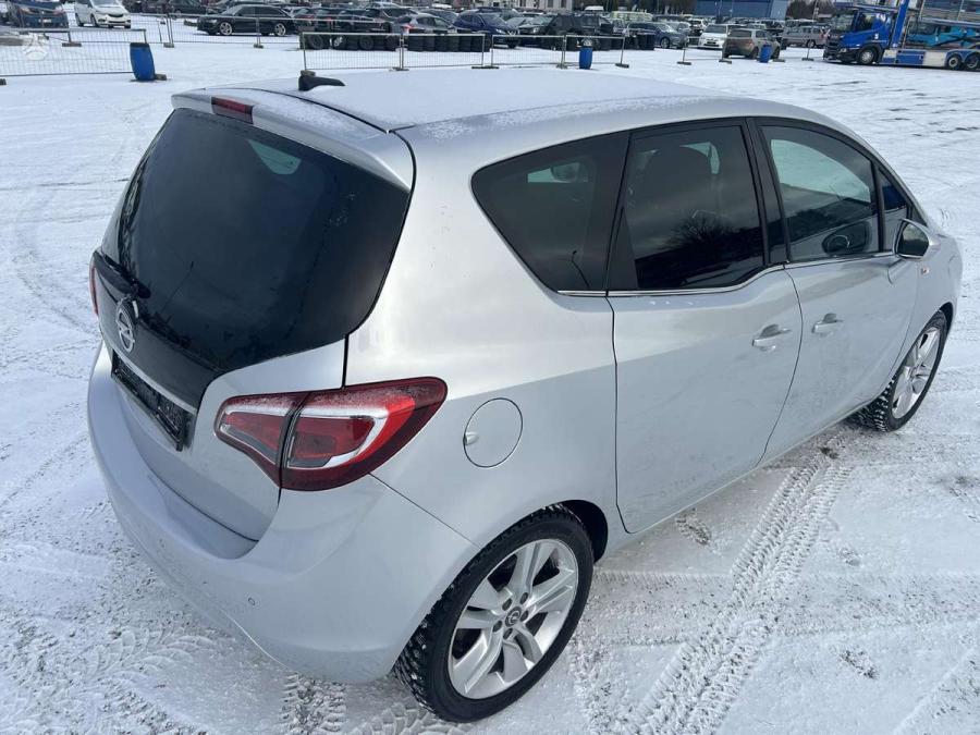 Grey Opel Meriva 2015 in Marijampole, with an engine capacity of 1.36 L and mileage of 167 thousand km for 4500 €, photo 11 on AUTOMOTO.COM.LV