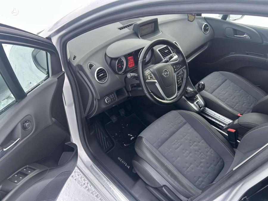 Grey Opel Meriva 2015 in Marijampole, with an engine capacity of 1.36 L and mileage of 167 thousand km for 4500 €, photo 20 on AUTOMOTO.COM.LV
