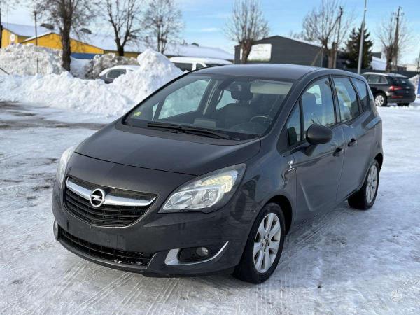 Grey Opel Meriva 2015 in Taurage, with an engine capacity of 1.60 L and mileage of 230 thousand km for 3900 €, photo 1 on AUTOMOTO.COM.LV