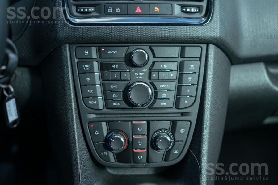 Pelēks Opel Meriva 2015 Liepāja, ar dzinēja tilpumu 1.60 L un nobraukumu 255 tūkst. km par 4900 €, foto 18 vietnē AUTOMOTO.COM.LV