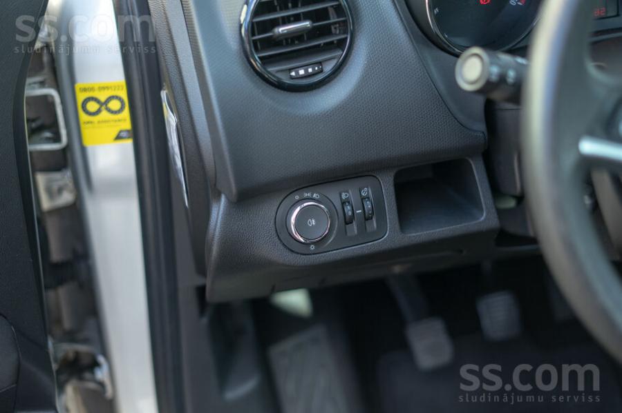 Pelēks Opel Meriva 2015 Liepāja, ar dzinēja tilpumu 1.60 L un nobraukumu 255 tūkst. km par 4900 €, foto 25 vietnē AUTOMOTO.COM.LV