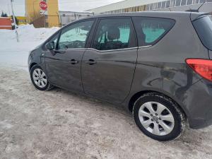 Pelēks Opel Meriva 2016 Rokiškis, ar dzinēja tilpumu 1.60 L un nobraukumu 217 tūkst. km par 4200 €, foto 3 vietnē AUTOMOTO.COM.LV