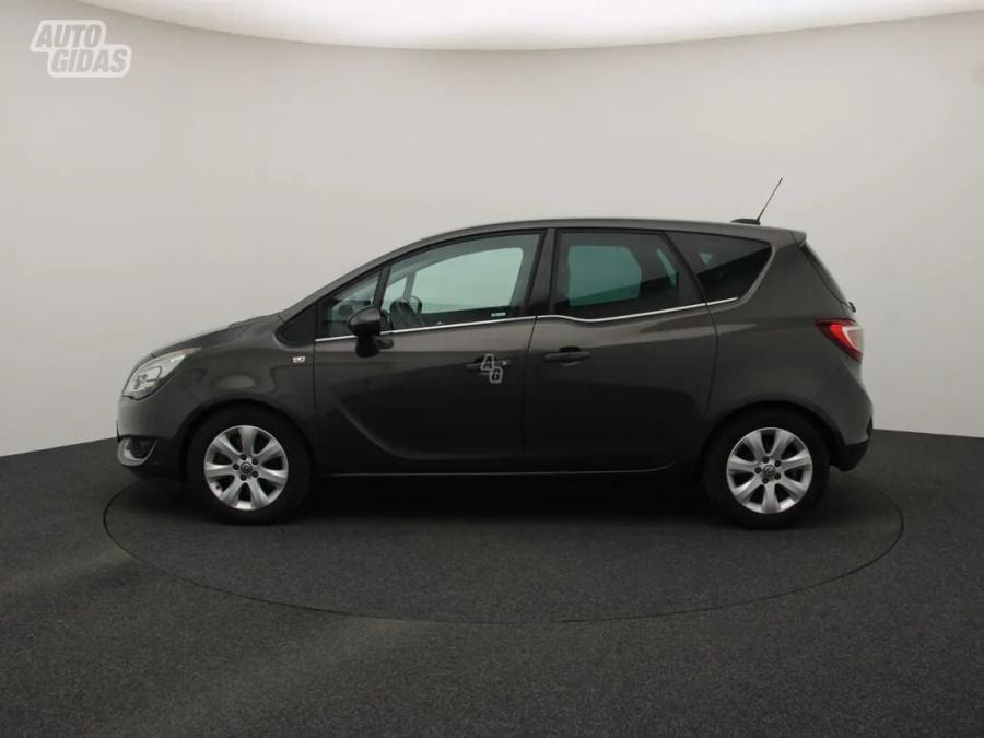 Grey Opel Meriva 2016 in Vilnius, with an engine capacity of 1.40 L and mileage of 131 thousand km for 7999 €, photo 7 on AUTOMOTO.COM.LV