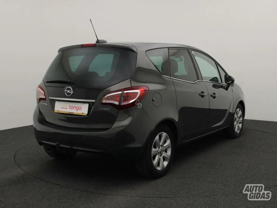 Grey Opel Meriva 2016 in Vilnius, with an engine capacity of 1.40 L and mileage of 131 thousand km for 7999 €, photo 9 on AUTOMOTO.COM.LV