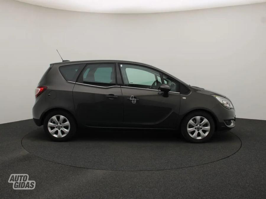 Grey Opel Meriva 2016 in Vilnius, with an engine capacity of 1.40 L and mileage of 131 thousand km for 7999 €, photo 10 on AUTOMOTO.COM.LV