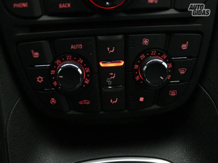 Grey Opel Meriva 2016 in Vilnius, with an engine capacity of 1.40 L and mileage of 131 thousand km for 7999 €, photo 21 on AUTOMOTO.COM.LV