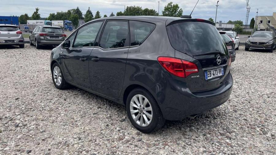 Pelēks Opel Meriva 2016 Kauņa, ar dzinēja tilpumu 1.60 L un nobraukumu 230 tūkst. km par 4500 €, foto 6 vietnē AUTOMOTO.COM.LV