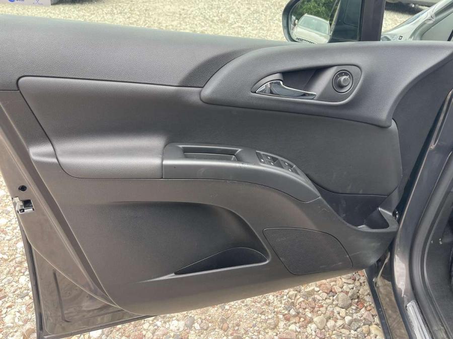 Pelēks Opel Meriva 2016 Kauņa, ar dzinēja tilpumu 1.60 L un nobraukumu 230 tūkst. km par 4500 €, foto 8 vietnē AUTOMOTO.COM.LV
