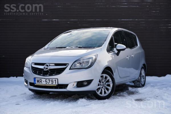 Grey Opel Meriva 2017 in Riga, with an engine capacity of 1.60 L and mileage of 218 thousand km for 5490 €, photo 1 on AUTOMOTO.COM.LV