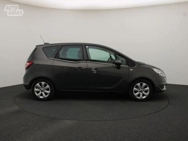 Grey Opel Meriva 2017 in Vilnius, with an engine capacity of 1.40 L and mileage of 151 thousand km for 7899 €, photo 9 on AUTOMOTO.COM.LV