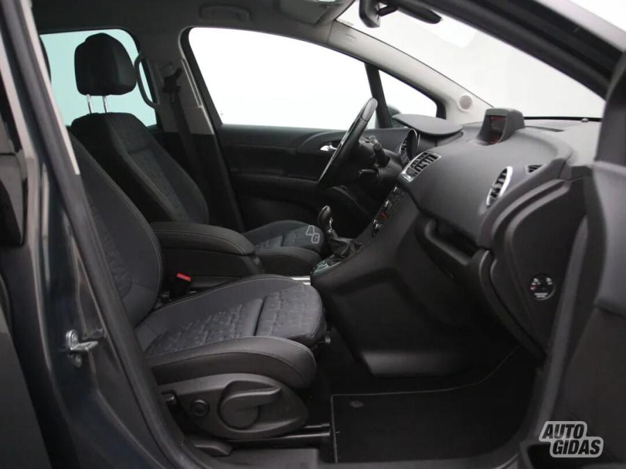 Grey Opel Meriva 2017 in Vilnius, with an engine capacity of 1.40 L and mileage of 151 thousand km for 7899 €, photo 15 on AUTOMOTO.COM.LV