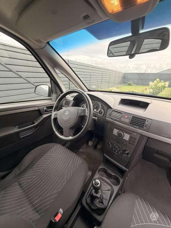 Opel Meriva 2006 Klaipėda vietnē Pelēks Opel Meriva 2006 Klaipėda, ar dzinēja tilpumu 0.00 L un nobraukumu 195 tūkst. km par 1050 €, foto 7 vietnē AUTOMOTO.COM.LV