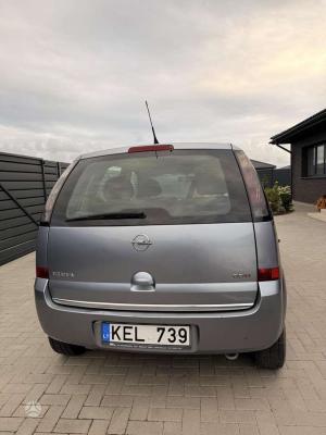 Grey Opel Meriva 2006 in Klaipeda, with an engine capacity of 0.00 L and mileage of 195 thousand km for 1050 €, photo 4 on AUTOMOTO.COM.LV