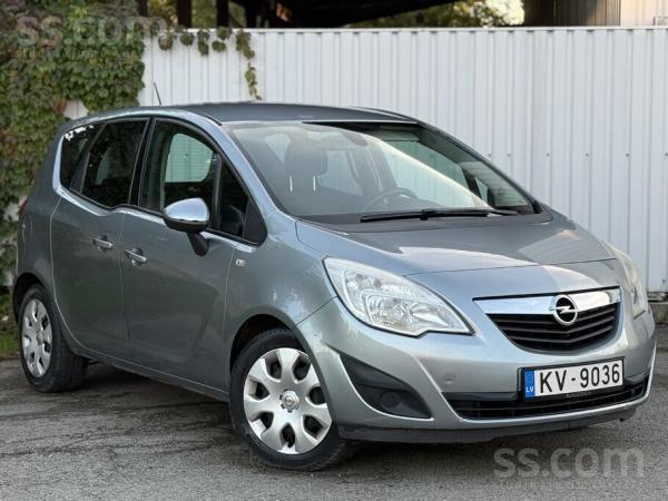Pelēks Opel Meriva 2011 Jelgava, ar dzinēja tilpumu 1.70 L un nobraukumu 207 tūkst. km par 2250 €, foto 3 vietnē AUTOMOTO.COM.LV
