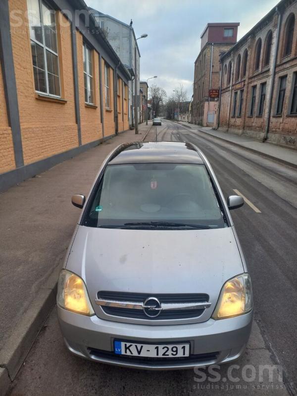 Pelēks Opel Meriva 2004 Rīga, ar dzinēja tilpumu 1.60 L un nobraukumu 344 tūkst. km par 1200 €, foto 4 vietnē AUTOMOTO.COM.LV