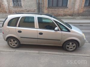 Grey Opel Meriva 2004 in Riga, with an engine capacity of 1.60 L and mileage of 344 thousand km for 1200 €, photo 6 on AUTOMOTO.COM.LV