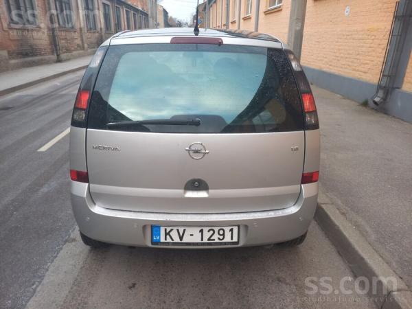 Pelēks Opel Meriva 2004 Rīga, ar dzinēja tilpumu 1.60 L un nobraukumu 344 tūkst. km par 1200 €, foto 8 vietnē AUTOMOTO.COM.LV