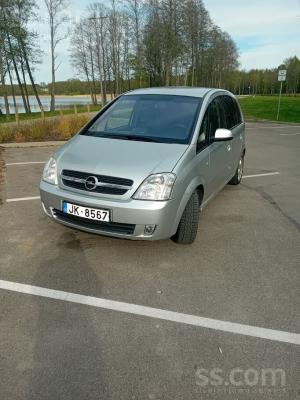Pelēks Opel Meriva 2004 Daugavpils, ar dzinēja tilpumu 1.70 L un nobraukumu 274 tūkst. km par 640 €, foto  vietnē AUTOMOTO.COM.LV