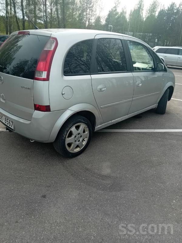 Grey Opel Meriva 2004 in Daugavpils, with an engine capacity of 1.70 L and mileage of 274 thousand km for 640 €, photo 3 on AUTOMOTO.COM.LV