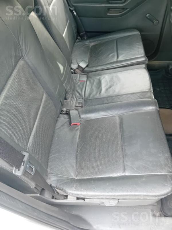 Grey Opel Meriva 2004 in Daugavpils, with an engine capacity of 1.70 L and mileage of 274 thousand km for 640 €, photo 10 on AUTOMOTO.COM.LV