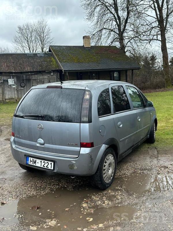 Grey Opel Meriva 2006 in Ogre, with an engine capacity of 1.70 L and mileage of 230 thousand km for 1200 €, photo 5 on AUTOMOTO.COM.LV