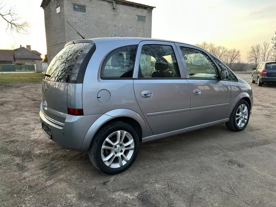 Grey Opel Meriva 2006 in Grobiņa, with an engine capacity of 1.40 L and mileage of 194 thousand km for 2550 €, photo 6 on AUTOMOTO.COM.LV