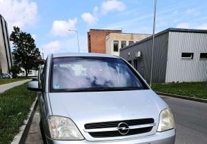 Pelēks Opel Meriva 2012 Šauļi, ar dzinēja tilpumu 1.69 L un nobraukumu 220 tūkst. km par 450 €, foto  vietnē AUTOMOTO.COM.LV
