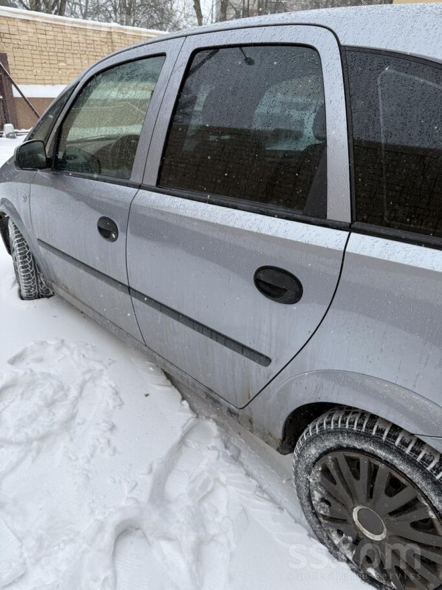 Opel Meriva 2003 in Riga, with an engine capacity of 1.60 L and mileage of 257 thousand km for 1200 €, photo 5 on AUTOMOTO.COM.LV