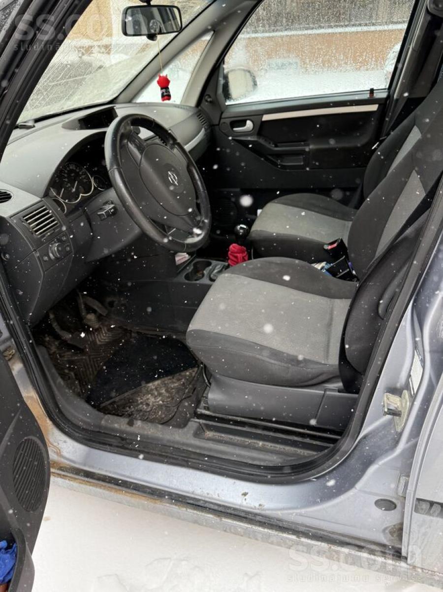 Opel Meriva 2003 in Riga, with an engine capacity of 1.60 L and mileage of 257 thousand km for 1200 €, photo 6 on AUTOMOTO.COM.LV