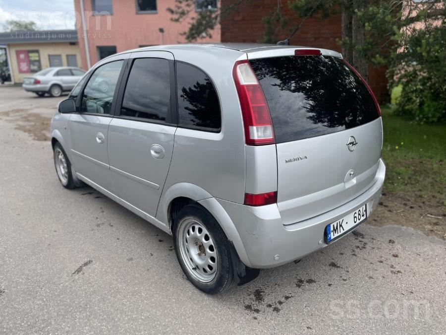 Opel Meriva 2004 in Cesis, with an engine capacity of 1.80 L and mileage of 280 thousand km for 1030 €, photo 4 on AUTOMOTO.COM.LV